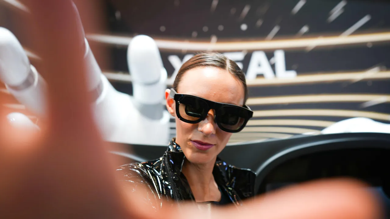 Xreal One Pro黑五降价170美元：AR眼镜取代双显示器的生产力转折 - AI智能眼镜资讯探索